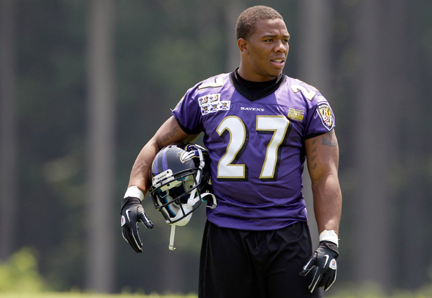 Ray Rice suspendido por la NFL tras video que revela cobarde agresión a ...